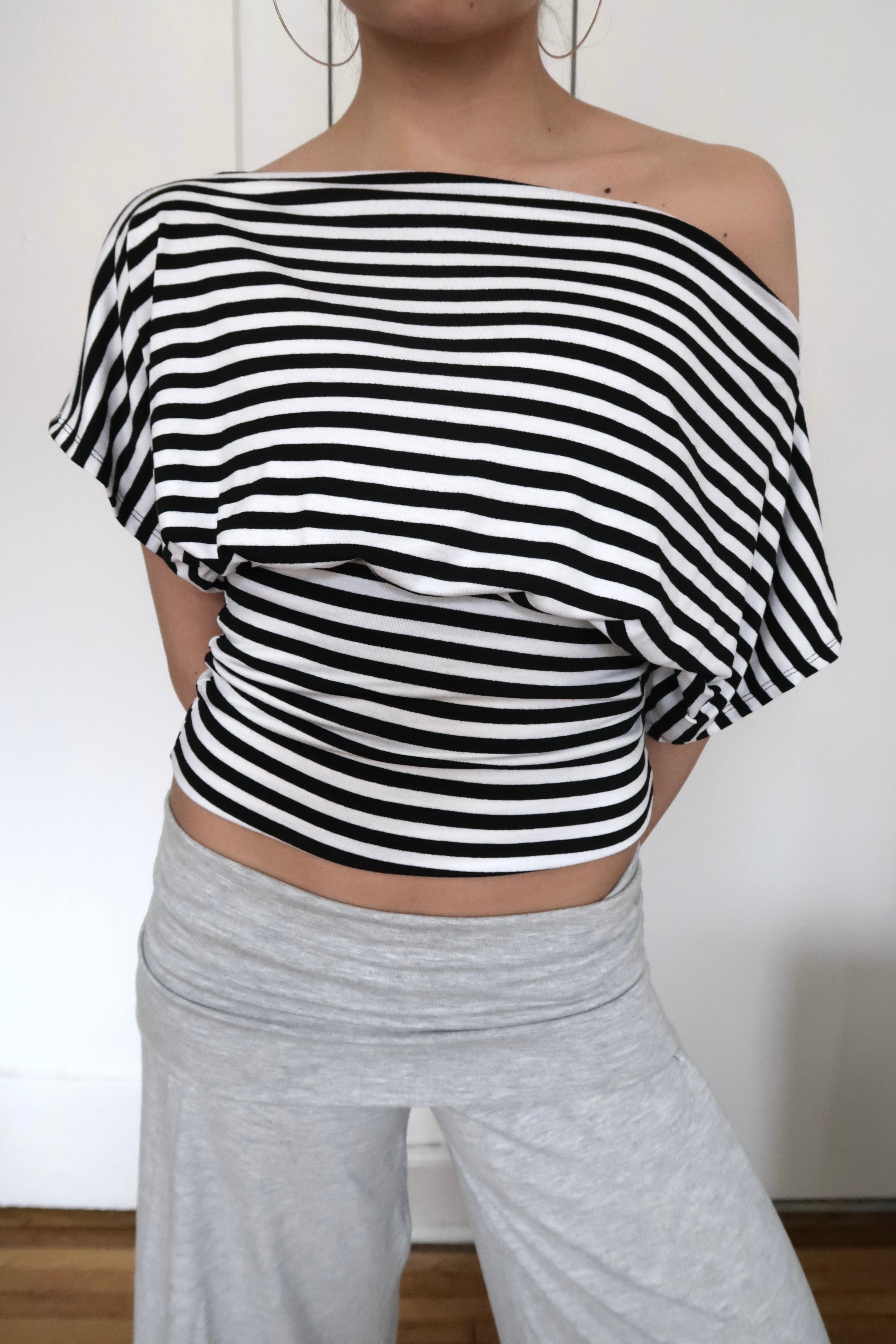 anna off the shoulder in stripes – CHERRY KNOTS